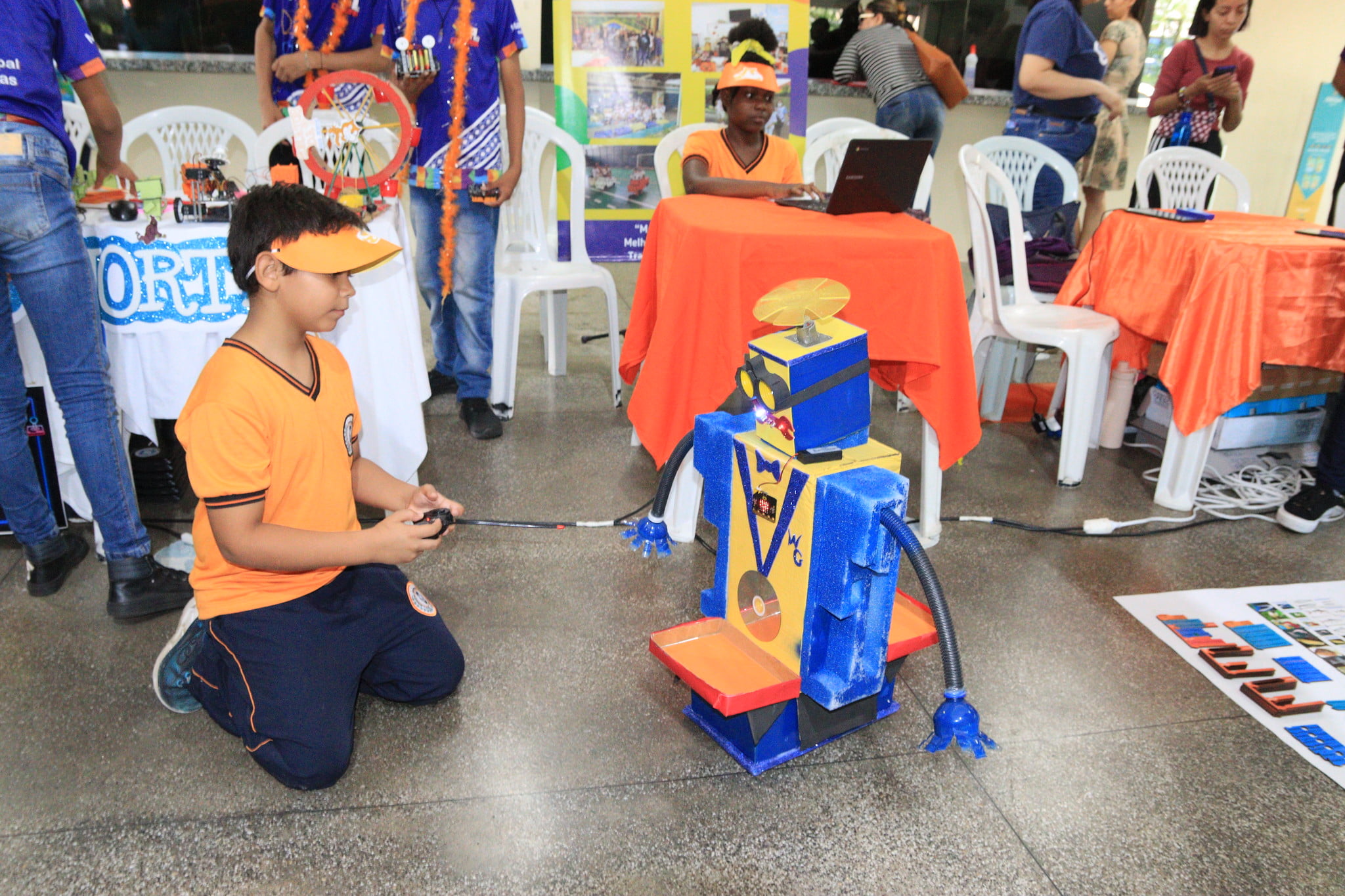 ‘Scratch Day’ envolve estudantes de Manaus na linguagem de programação ...